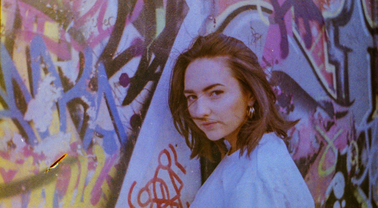 Introducing: Hannah Slavin wows us with her lo-fi debut ‘Daydream ...