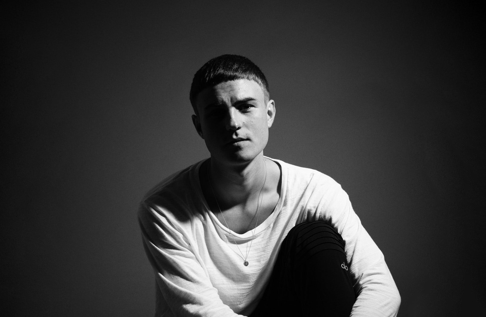 Louis Samson continues his rich vein of form on new single ‘With Me ...