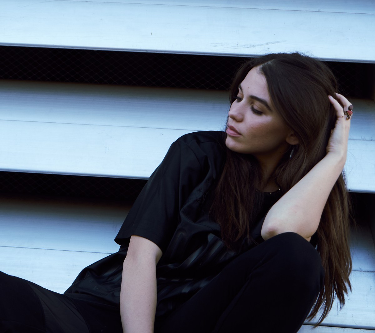 h2the and FLAVIA collaborate on a vulnerable new single ‘Gotta Let You ...