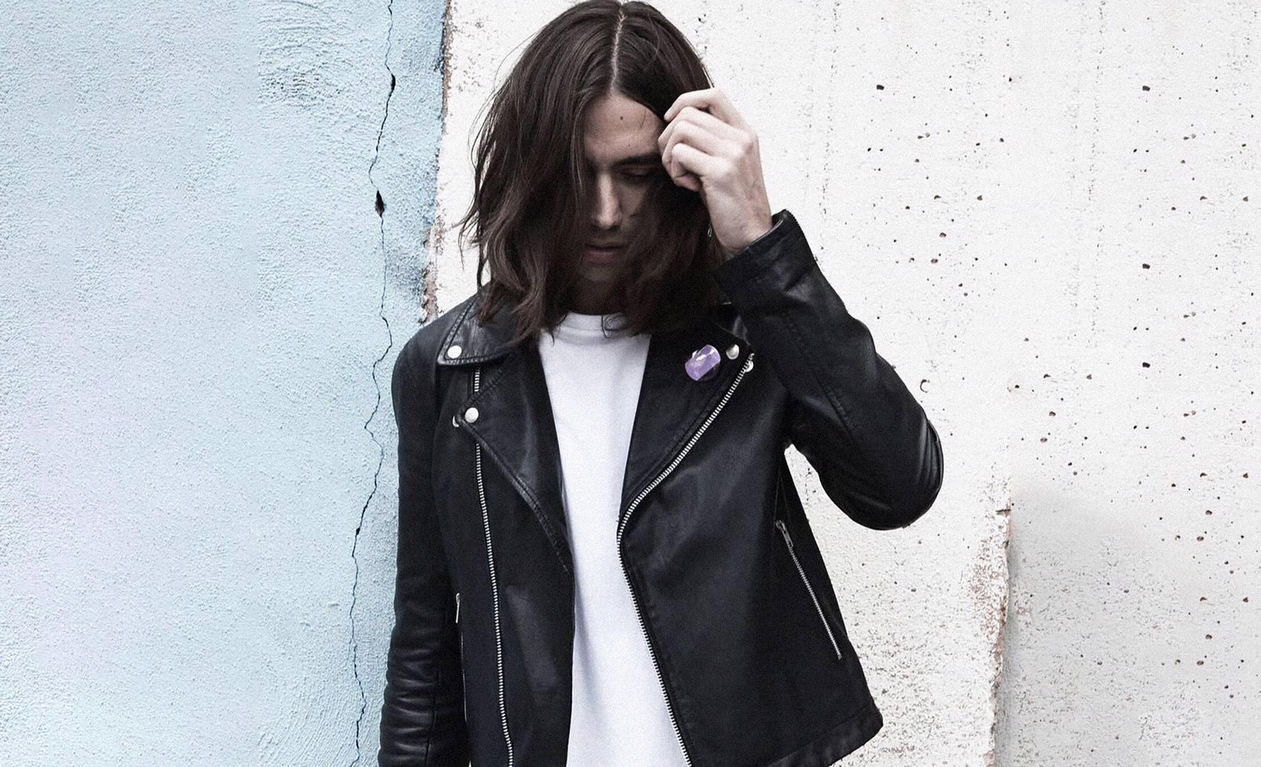 Premiere: Johnny Gates has released his atmospheric new single ...