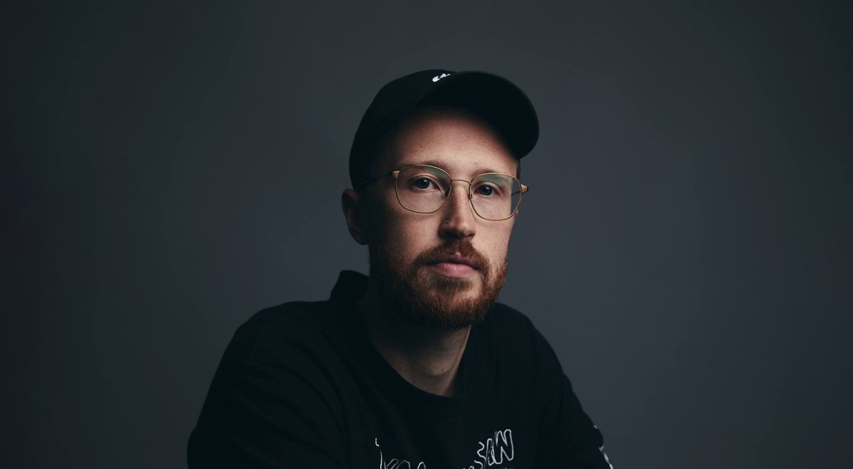 Los Angeles based songwriter Phil Good releases his debut major label ...