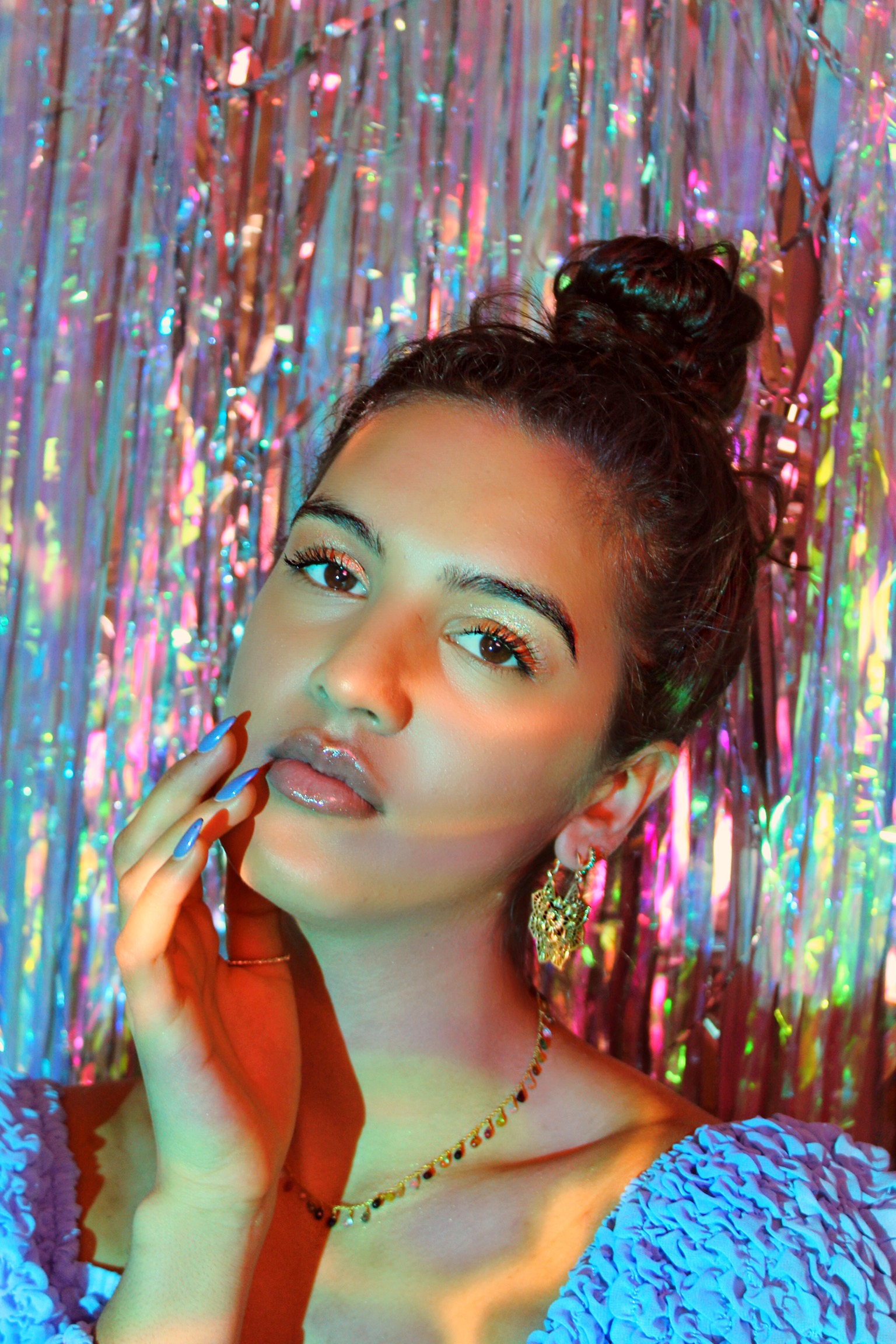 Asha Gold stuns in emotional, old Hollywood style video for ‘Oscar ...