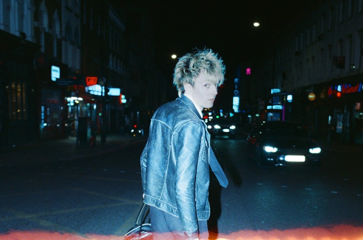 Purple Pop: Finn Doherty, Axel Flóvent, Kasper Juul, Jay Moussa-Mann ...
