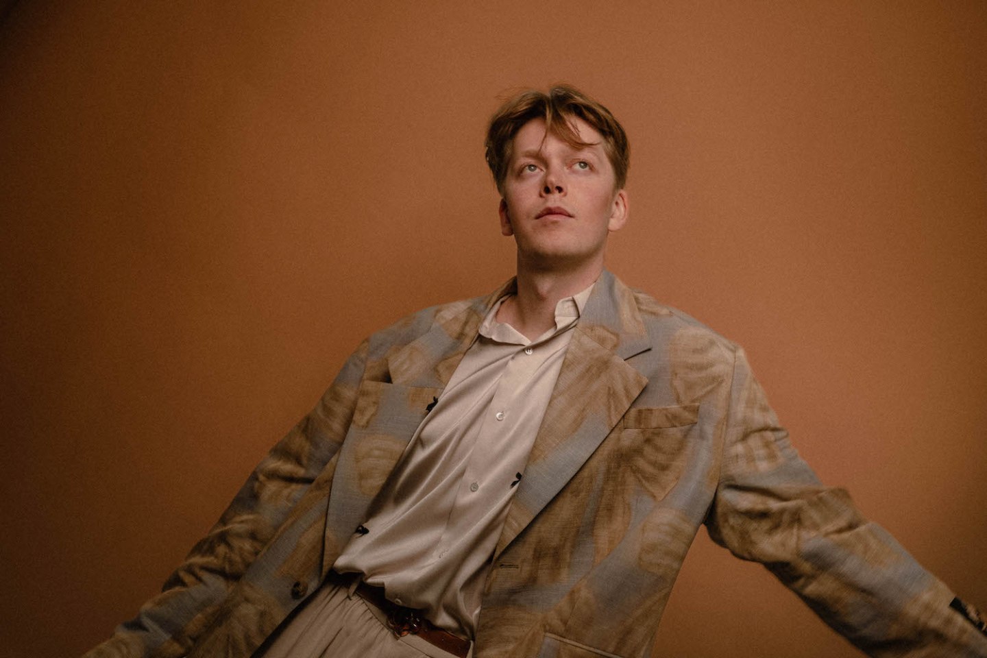 Purple Pop: Augustine, Elise Trouw, Ava Della Pietra, Diana Vickers ...